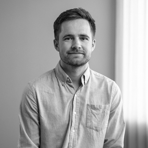 Writeup: AWS API Gateway header smuggling and cache confusion